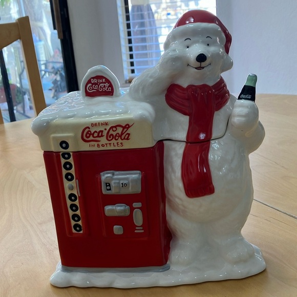Coca Cola | Other | Cocacola Polar Bear Coke Vending Machine Ceramic ...